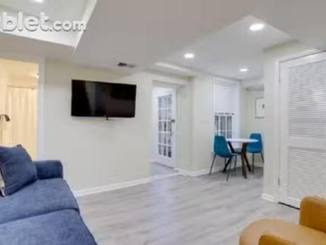 Apartment 1 bedrooms in Capitol Hill