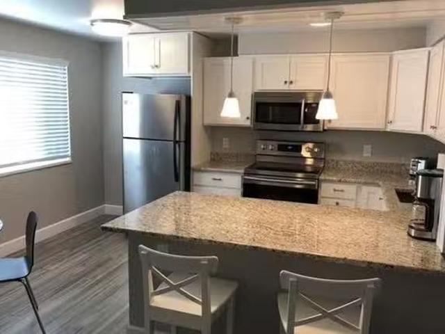 Apartment 1 bedrooms in Congress Park