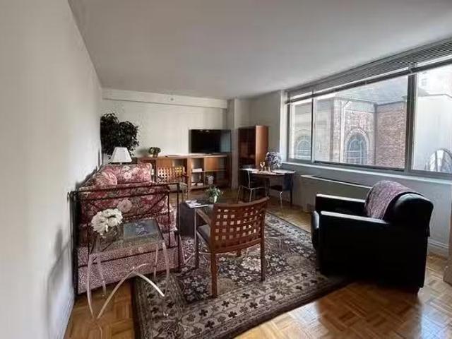 Apartment 1 bedrooms in Harlem East