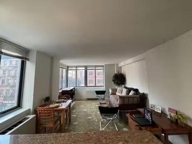 Apartment 1 bedrooms in Harlem East