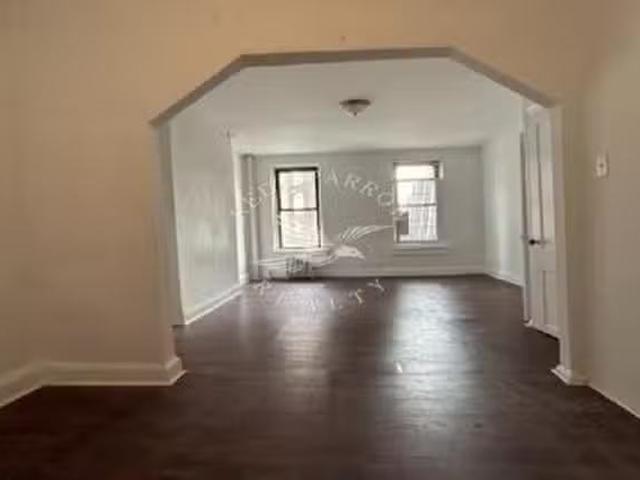 Apartment 1 bedrooms in Harlem East