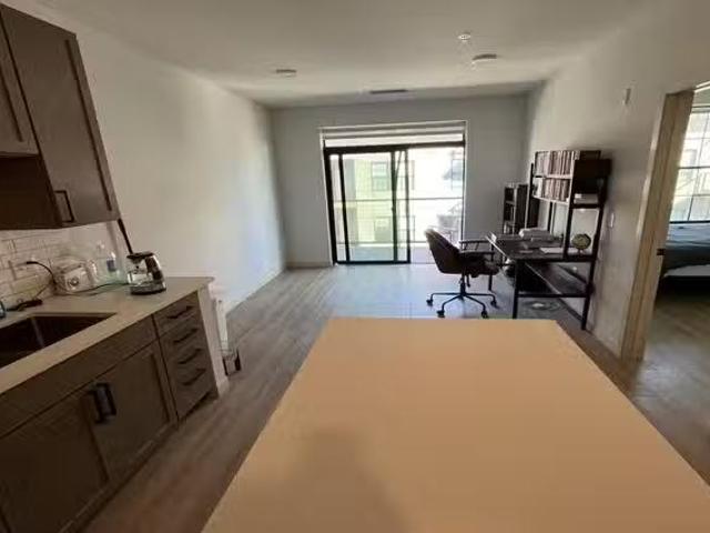 Apartment 1 bedrooms in Isthmus