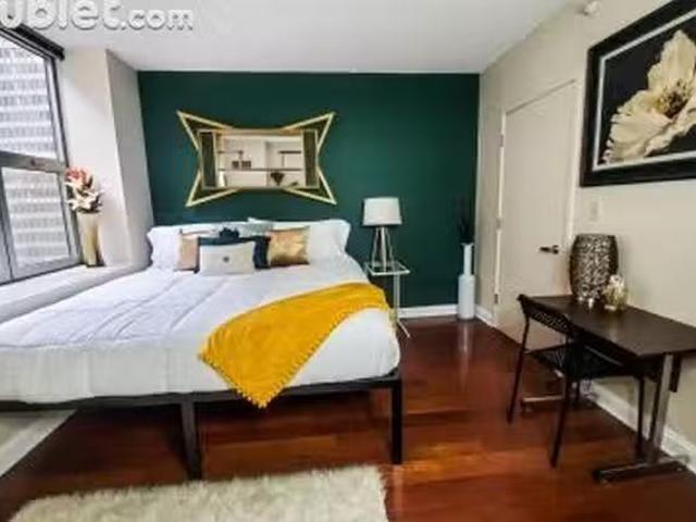 Apartment 1 bedrooms in Near North