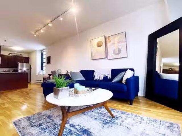 Apartment 1 bedrooms in Near South