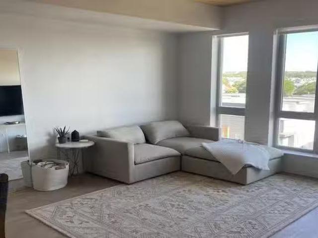 Apartment 1 bedrooms in North Capitol Hill