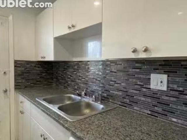 Apartment 1 bedrooms in North Miami