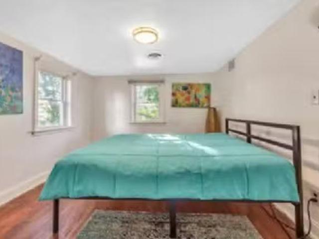 Apartment 1 bedrooms in Plymouth