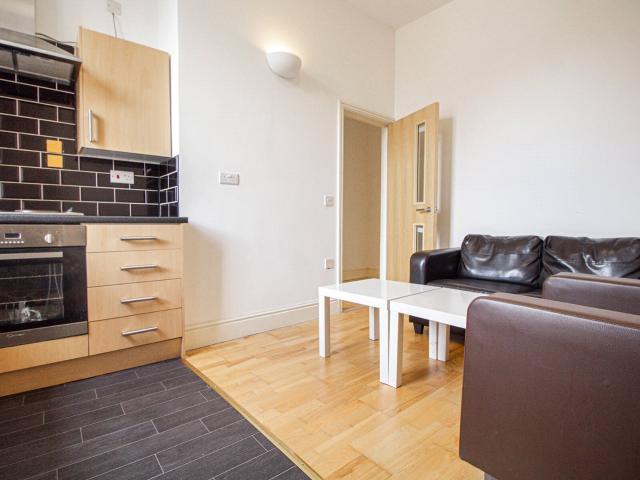 apartment 21 Hyde Terrace, 21 Hyde Terrace, Leeds, LS2 9LD, West Yorkshire, GB
