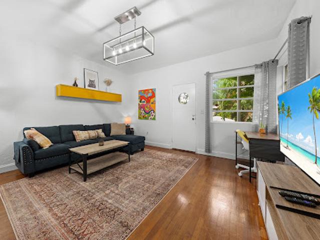 Apartment with terrace