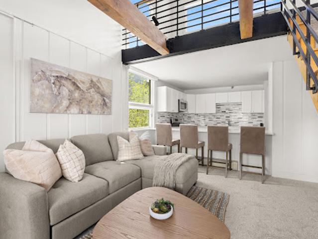 Apartment with terrace