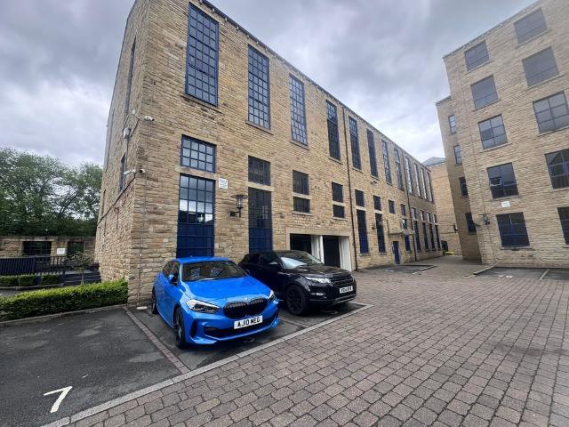 Apartment 27, 1535 The Melting Point HD1, 2 bed flat to rent, £795 pcm | PrimeLocation