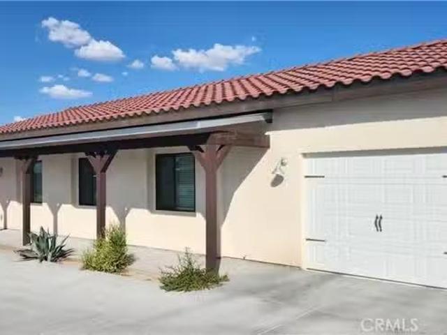 Apartment 29 Palms, CA 6615 National Park Dr