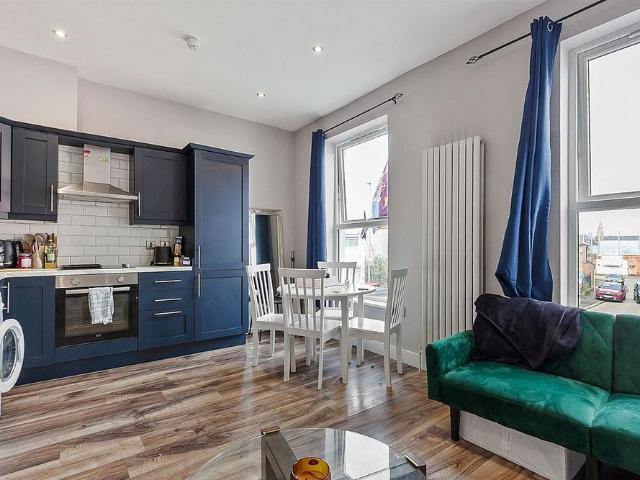 Apartment 2, 153 Albertbridge Road, Belfast BT5 4PS
