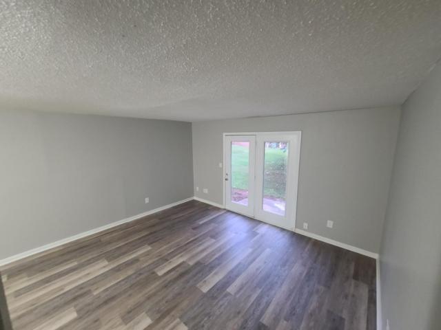 apartment 2 bedroom, Mayodan NC 27027 DS87640421