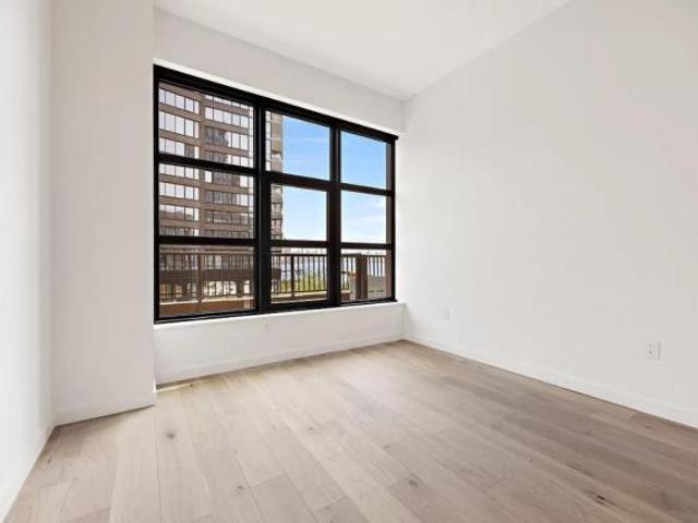 apartment 2 bedroom, Brooklyn NY 11222 DS79715815