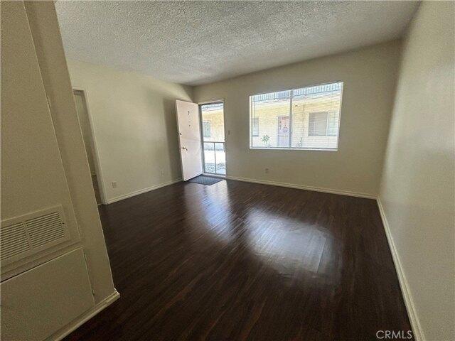 apartment 2 bedroom, Carson CA 90745 DS89440914