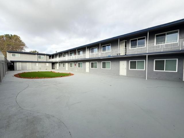 apartment 2 bedroom, Compton CA 90221 DS88312867