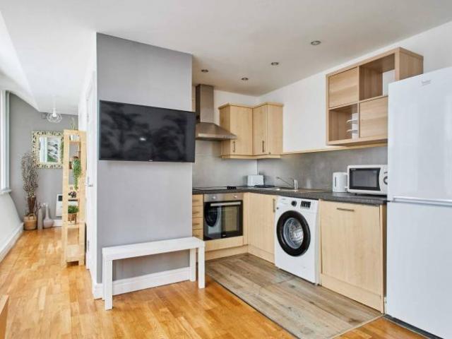 Apartment 2 Bedroom For Rent Manchester Manchester 3500 ES90735710