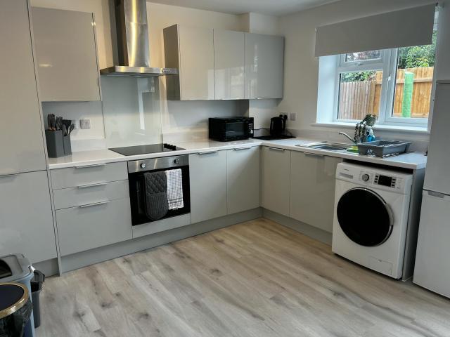 Apartment 2 Bedroom For Rent Nottingham Nottingham 2800 ES84460593