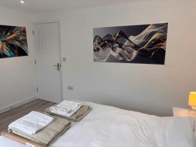 Apartment 2 Bedroom For Rent Oxford Oxford 3200 ELS98426357