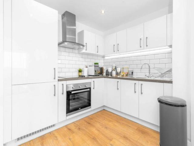 Apartment 2 Bedroom For Rent Birmingham Birmingham 5800 ELS90311670