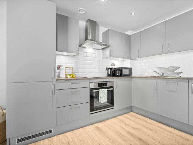 Apartment 2 Bedroom For Rent Birmingham Birmingham 3000 ES90790723