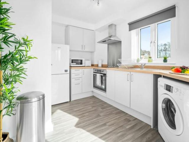Apartment 2 Bedroom For Rent Cradley Heath Cradley Heath 2800 ES83683511