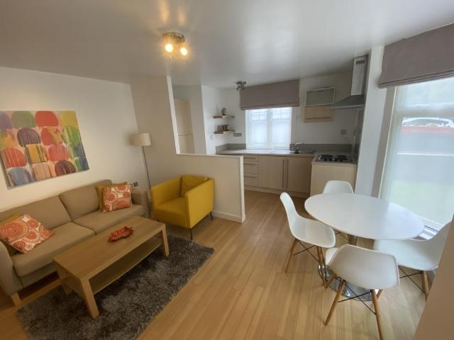 Apartment 2 Bedroom For Rent Edgbaston West Midlands 1217 ES100632038
