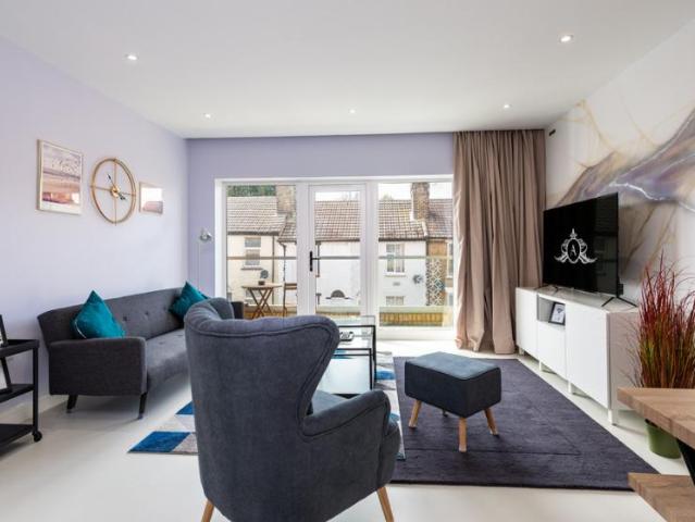 Apartment 2 Bedroom For Rent Gillingham Gillingham 3054 ES99384425