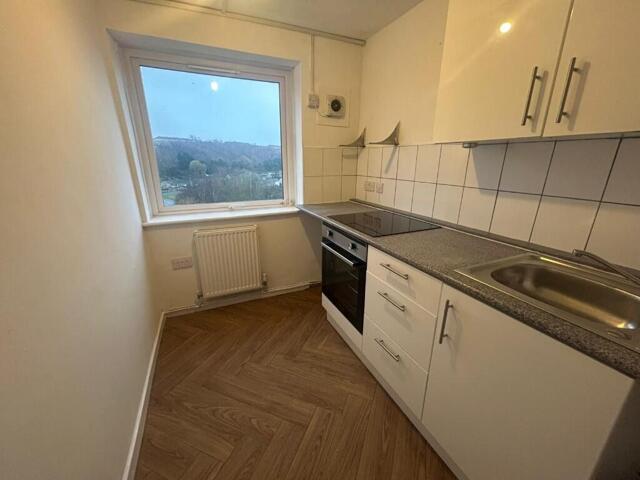 Apartment 2 Bedroom For Rent Halifax West Yorkshire 525 ES99999576