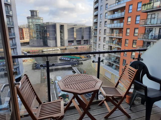 Apartment 2 Bedroom For Rent Leeds Leeds 1200 ES65790617
