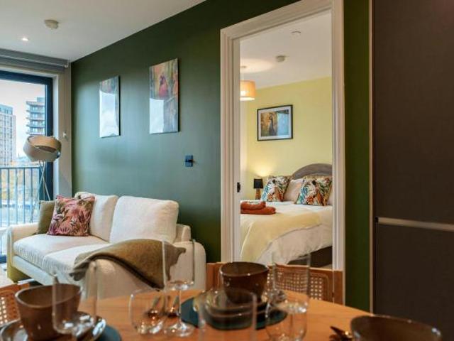 Apartment 2 Bedroom For Rent Leeds Leeds 2400 ES86225787