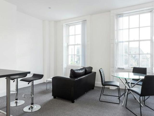 Apartment 2 Bedroom For Rent Leeds Leeds 2550 ELS95114107
