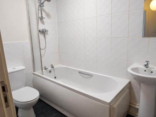 Apartment 2 Bedroom For Rent Liverpool Liverpool 2256 ES101518582