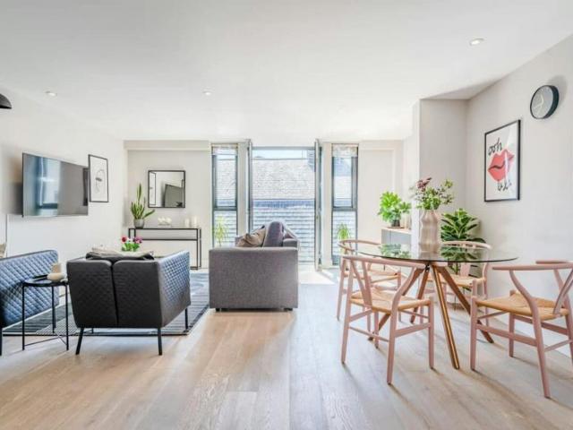 Apartment 2 Bedroom For Rent London London 13207 ES89399250