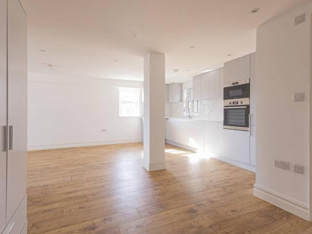 Apartment 2 Bedroom For Rent London London 2400 ELS90930201