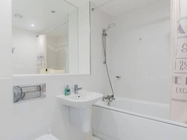 Apartment 2 Bedroom For Rent London London 3319 ELS98145016