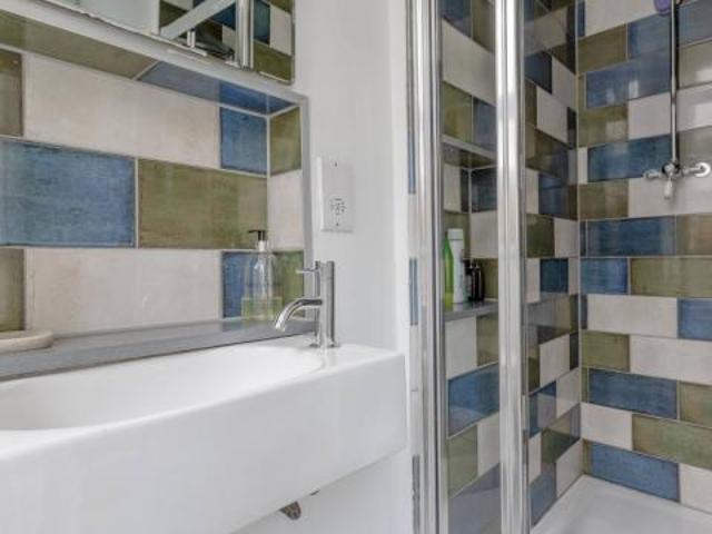 Apartment 2 Bedroom For Rent London London 3320 ELS83461742