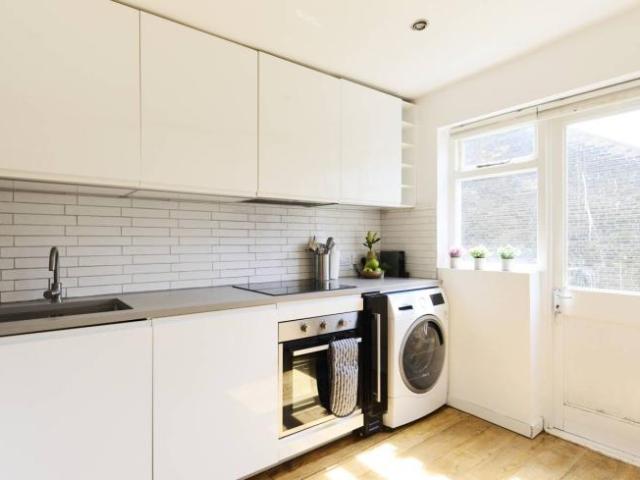 Apartment 2 Bedroom For Rent London London 3565 ELS101822647