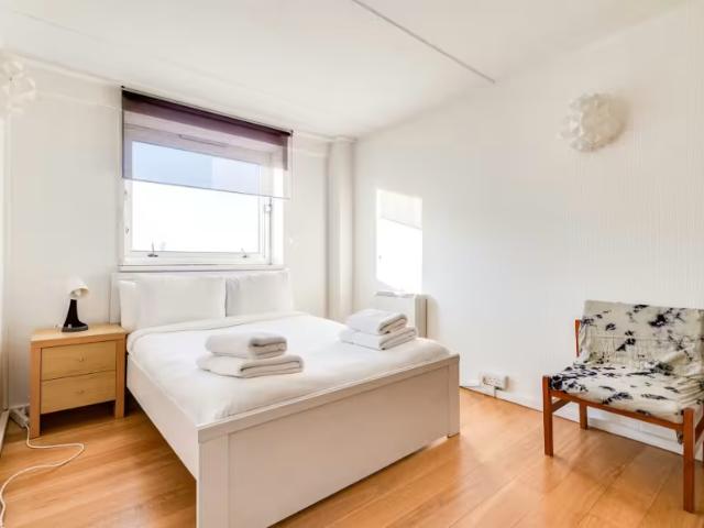 Apartment 2 Bedroom For Rent London London 3584 ELS96717987