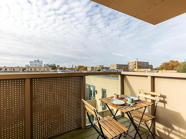 Apartment 2 Bedroom For Rent London London 3636 ES103120241