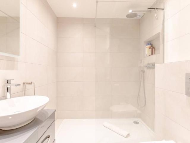 Apartment 2 Bedroom For Rent London London 3850 ELS101853152
