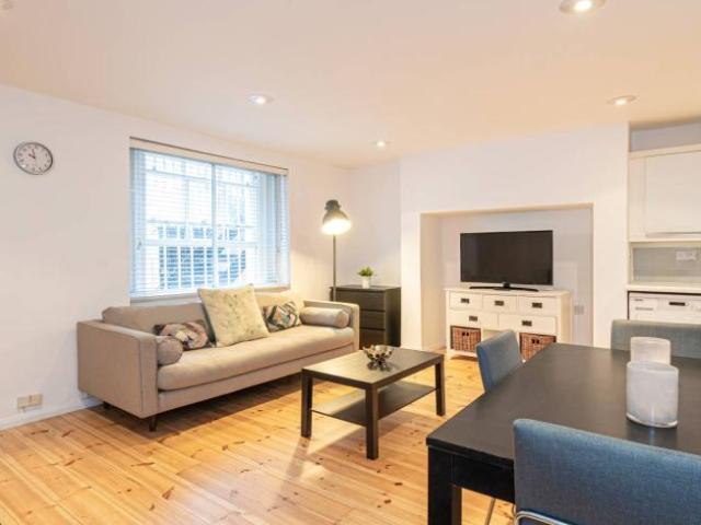 Apartment 2 Bedroom For Rent London London 3800 ELS99048837
