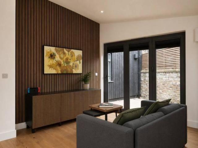 Apartment 2 Bedroom For Rent London London 3800 ELS101545176