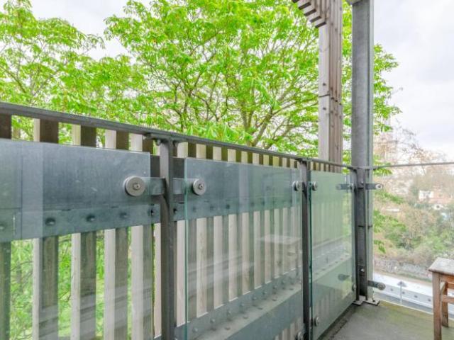 Apartment 2 Bedroom For Rent London London 3900 ELS101823074