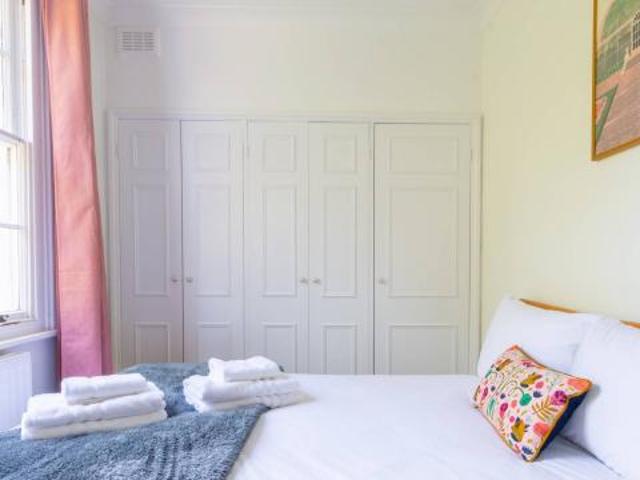 Apartment 2 Bedroom For Rent London London 4060 ELS86025555