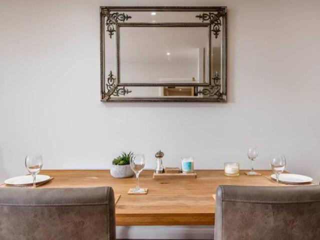 Apartment 2 Bedroom For Rent London London 4000 ELS101816583