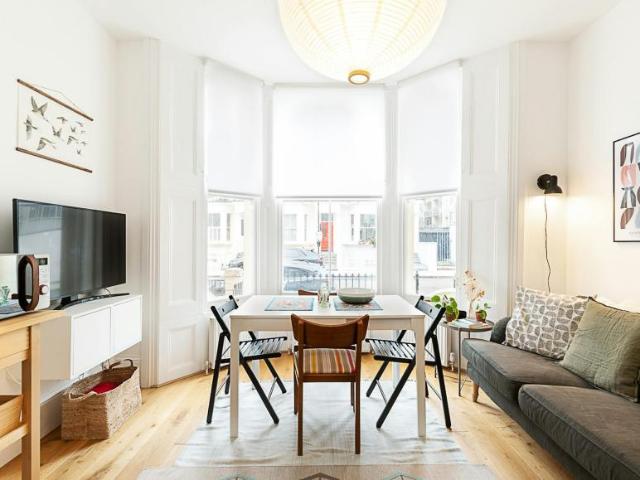 Apartment 2 Bedroom For Rent London London 4007 ELS102367336