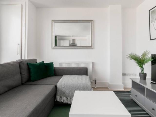 Apartment 2 Bedroom For Rent London London 4036 ES101671488