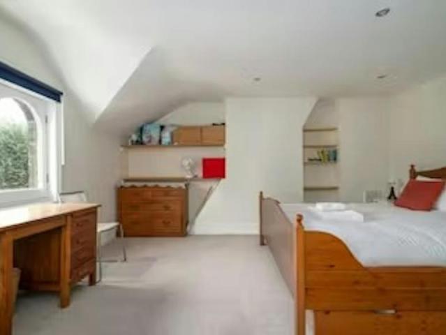 Apartment 2 Bedroom For Rent London London 4038 ELS101587720